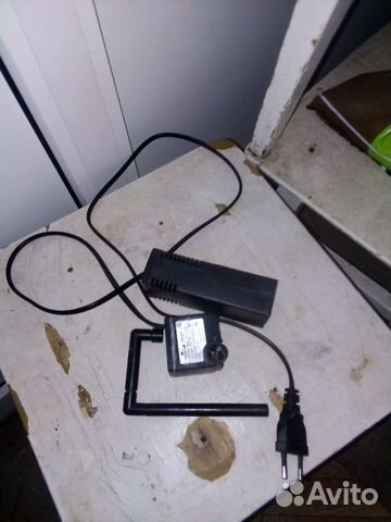 Красноухая черепаха с аквариумом